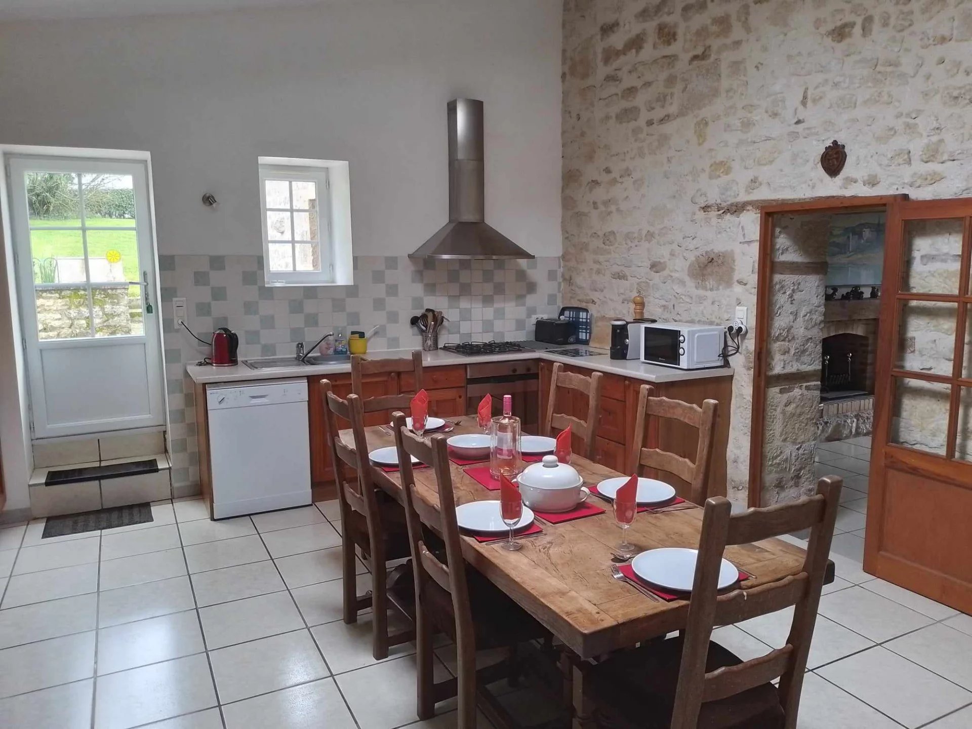 Pretty 3 bed house with gite and pool - Melusine Estate Agency